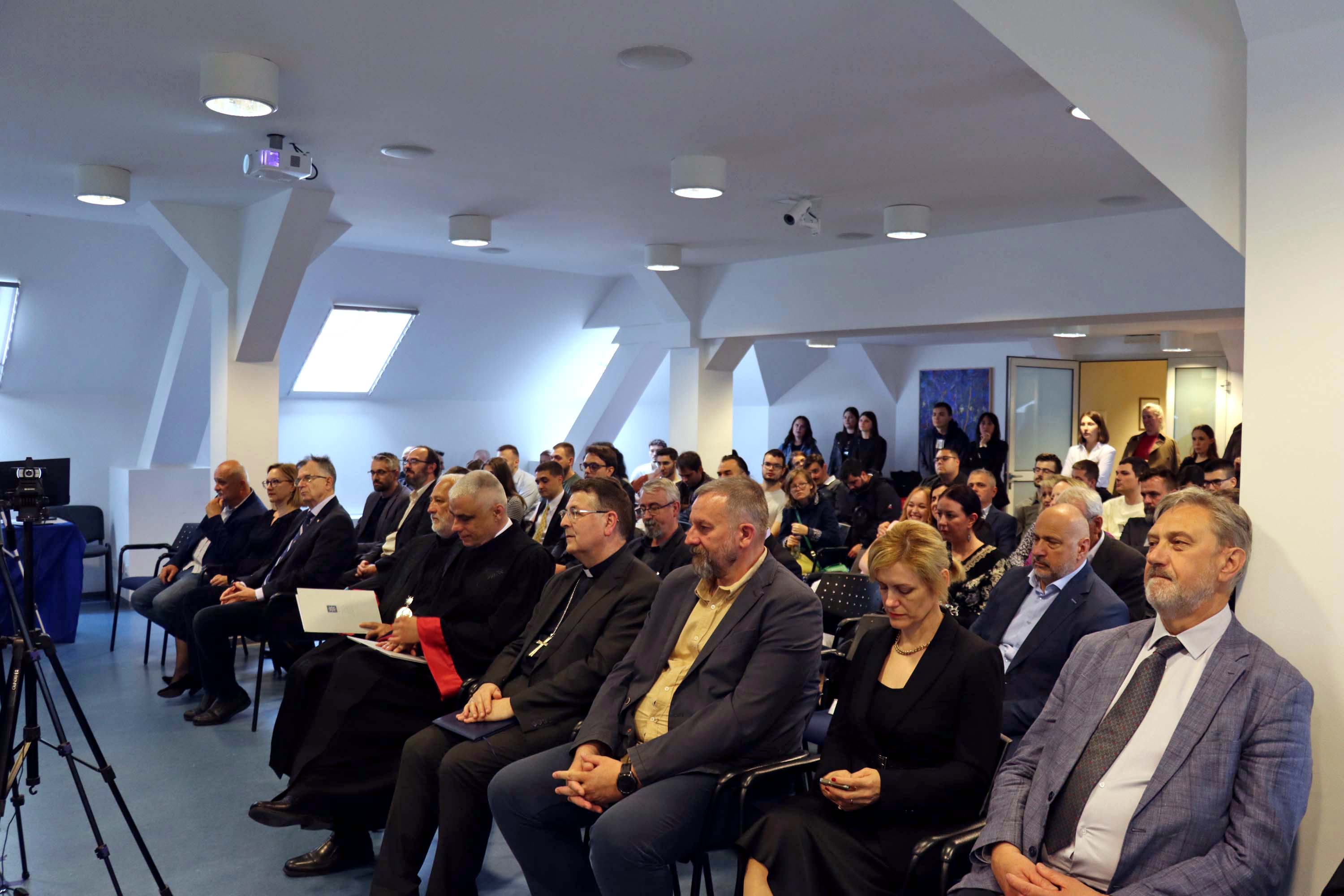 Petnaesta obljetnica Sveučilišnog odjela za povijest | UniCATH